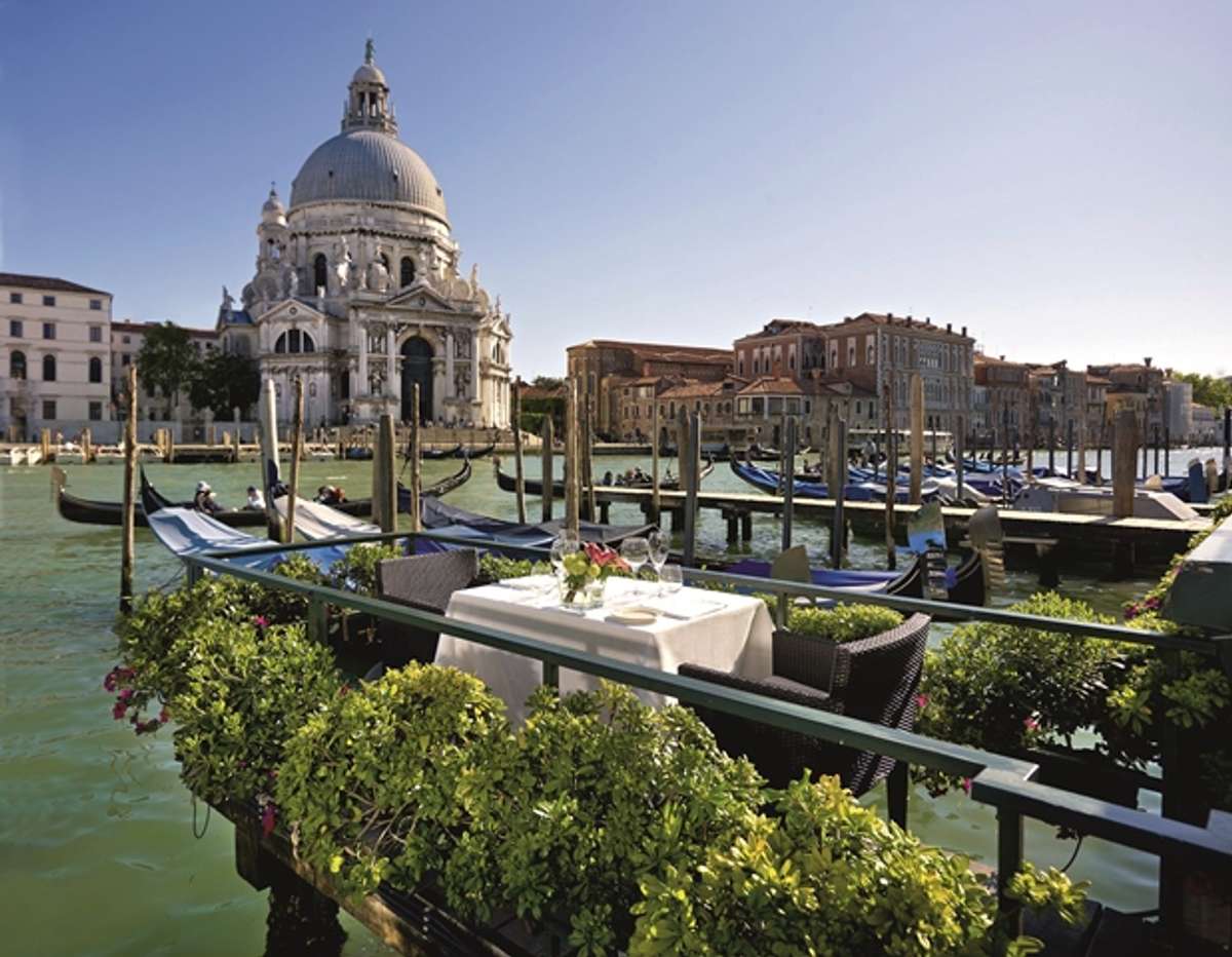 Hidden Restaurant Venice The Chef's Table At The Rose Venice