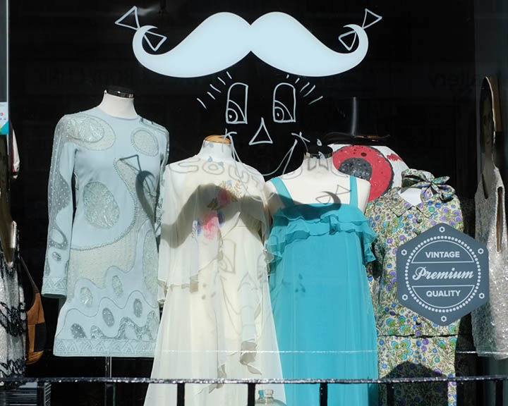 9 Fabulous Vintage European Things to Add to Your Closet