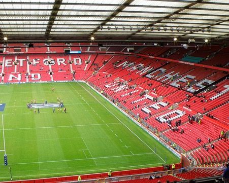 9 Iconic Football Stadiums Every Football Fan Must Visit