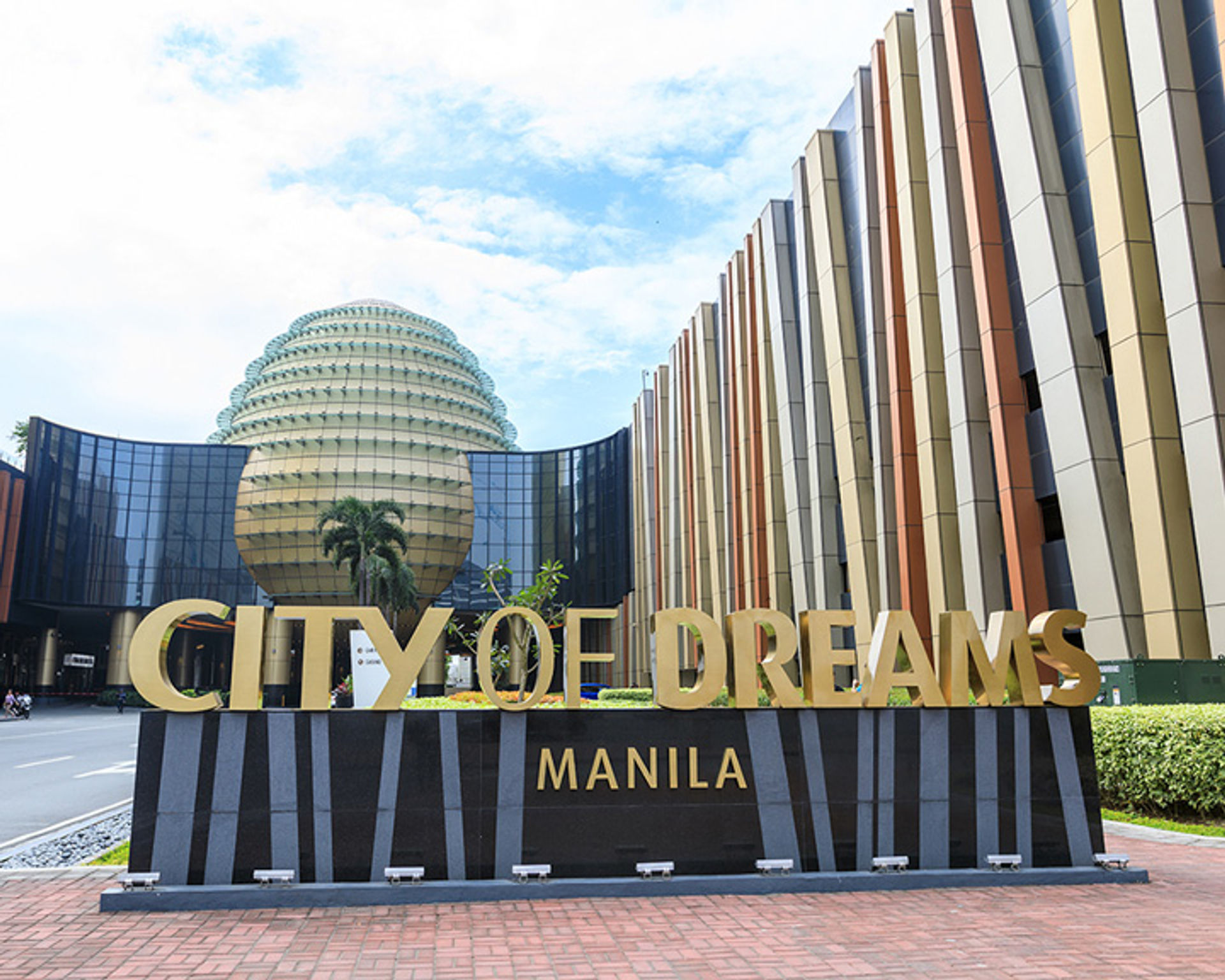 7 Theme Parks & Resorts For The Perfect Family Holiday This Summer!