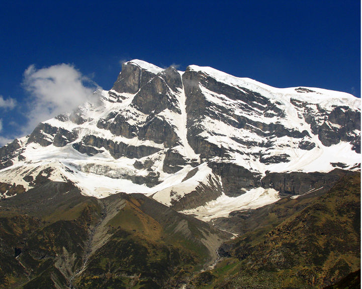 Take A Trek To Pindari Glacier To See Magic Unfurl Before Your Eyes