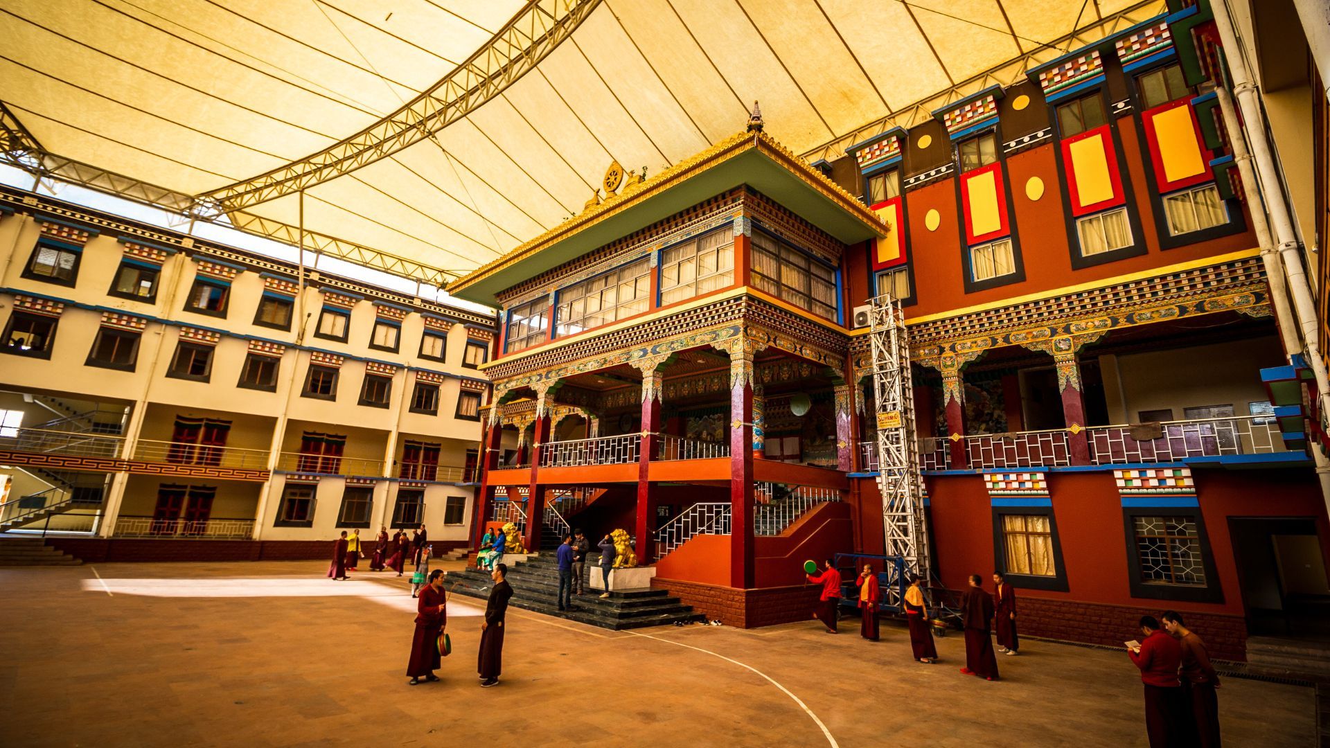 Paragliding Over Bir-Billing To See Jibhi's Beauty, Himachal's Hidden Gem