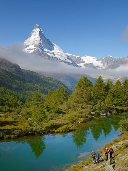 The 'Five Lakes Walk' In Zermatt Should Be On Every Alpinist's 2020 Tr