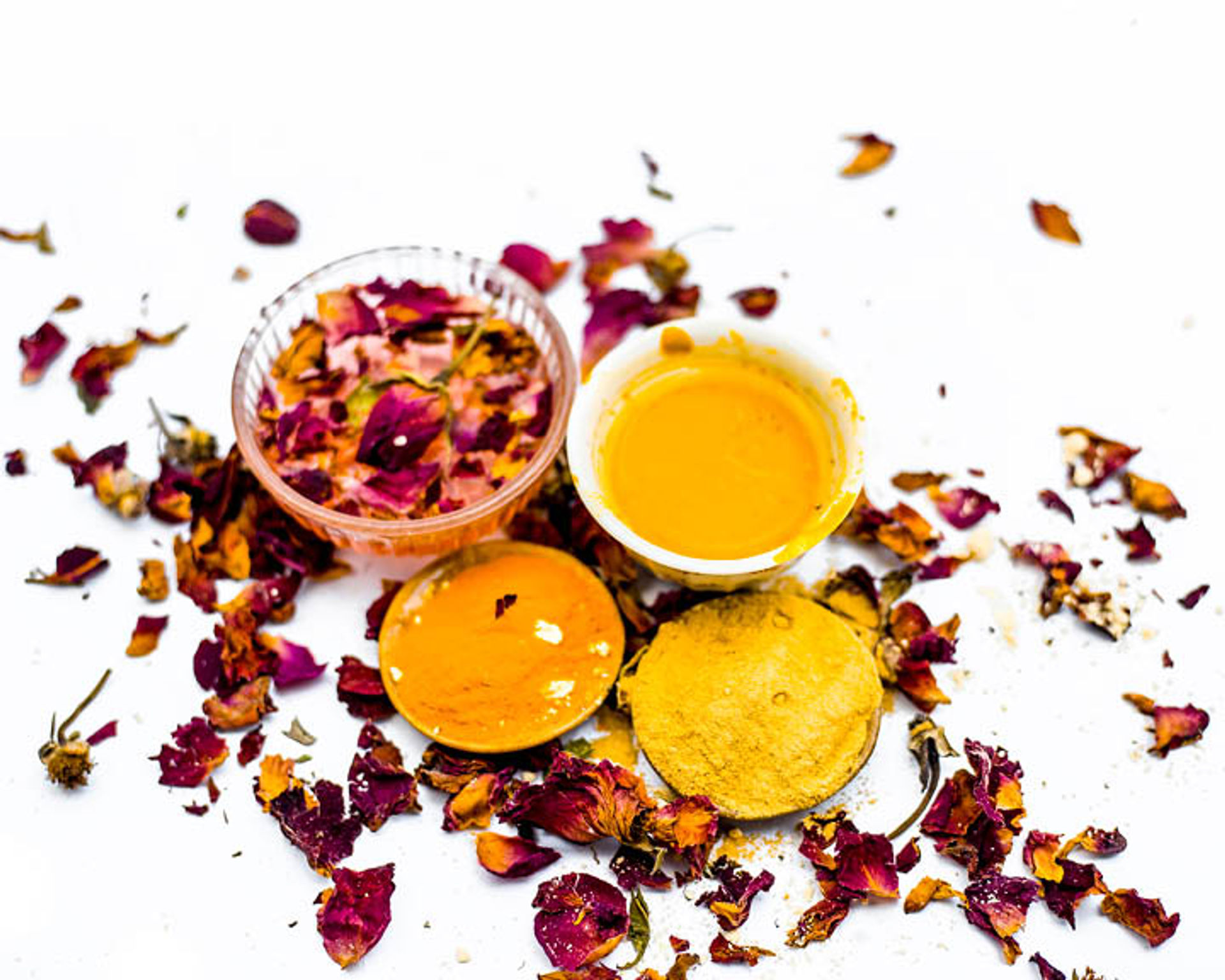 Put That Glow On With These 10 Ubtan Recipes For The Indian Skin!