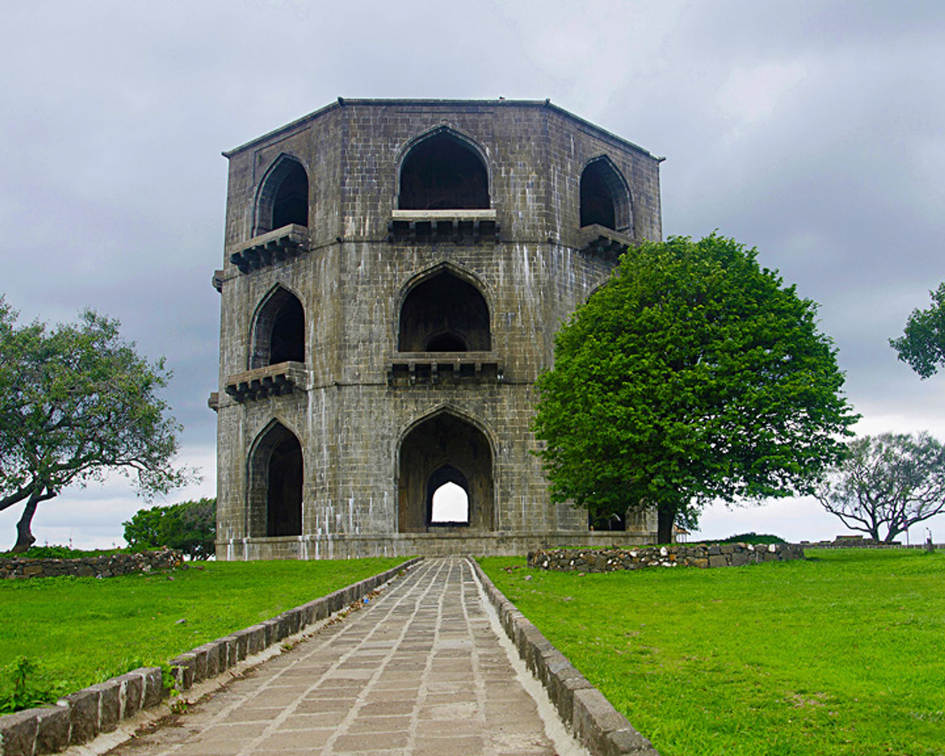 Once Upon A Time In The Historic Town Of Ahmednagar