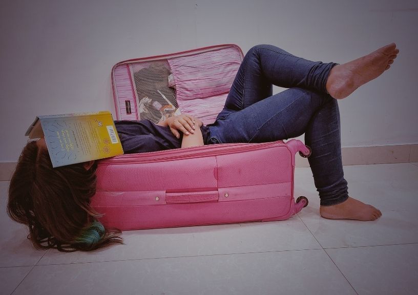 Meet Amanda Sodhi: The Solo Traveller Who Lives Out Of One Suitcase