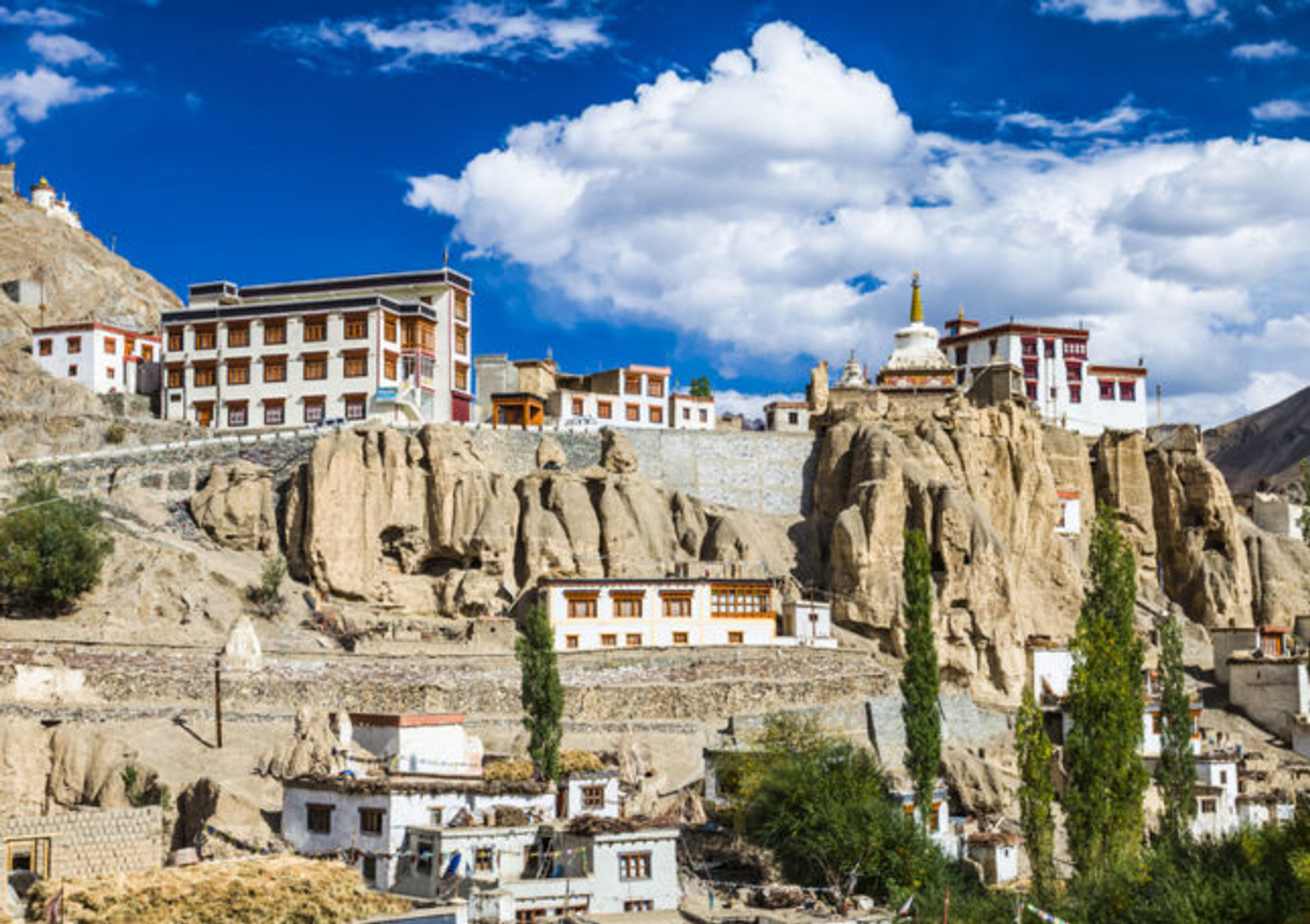 12 Scenic Villages In India For A Soulful Countryside Experience in 2022