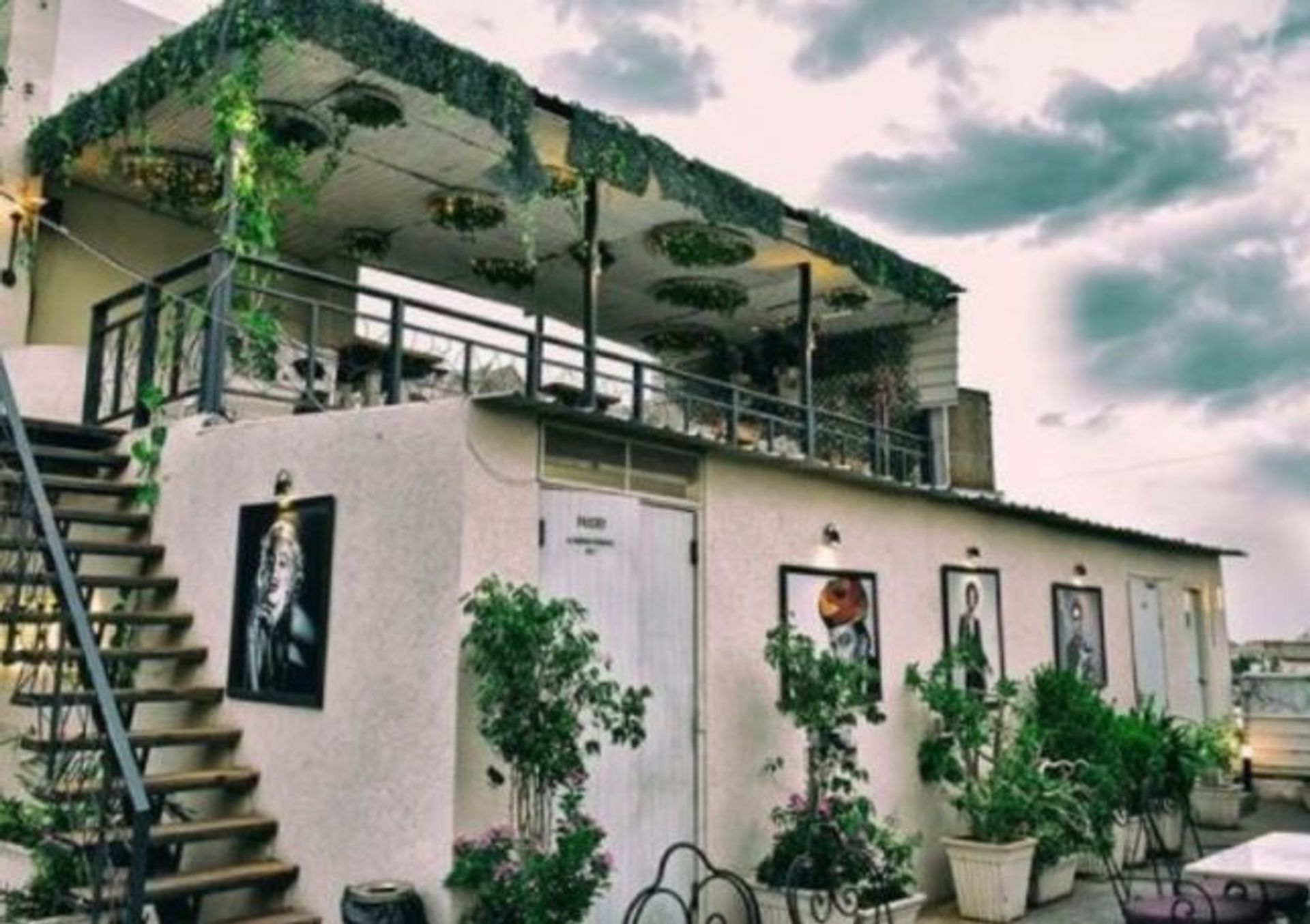 Here Are 12 Rooftop Cafes in Jaipur You Must Visit In 2022