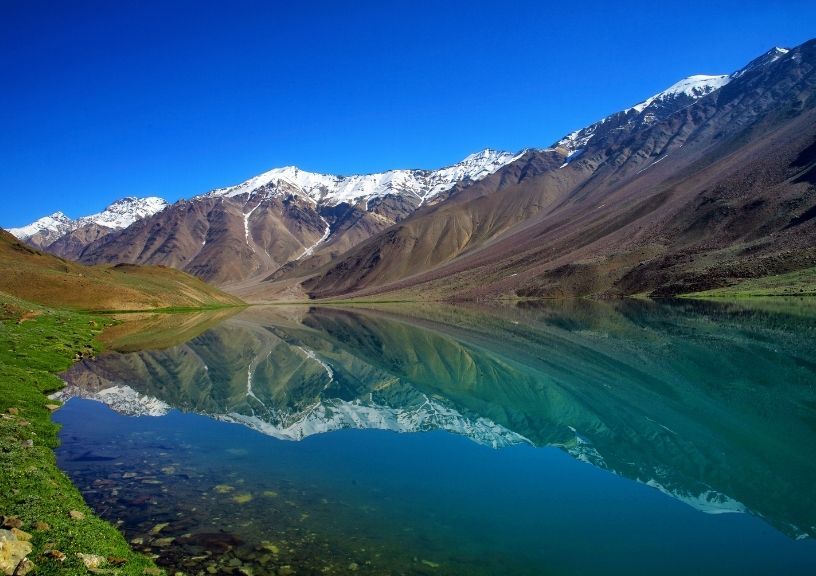 Treks To These 9 Stunning Lakes In India Will Take Your Breath Away