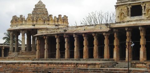 Here's Why You Should Explore Melukote, A Temple Town Near Bengaluru