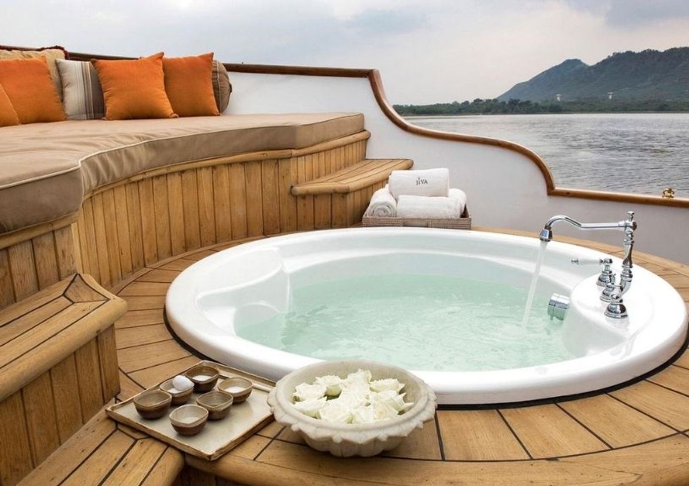 10 Spas In India That Offers Couple Wellness Treatments And Therapies