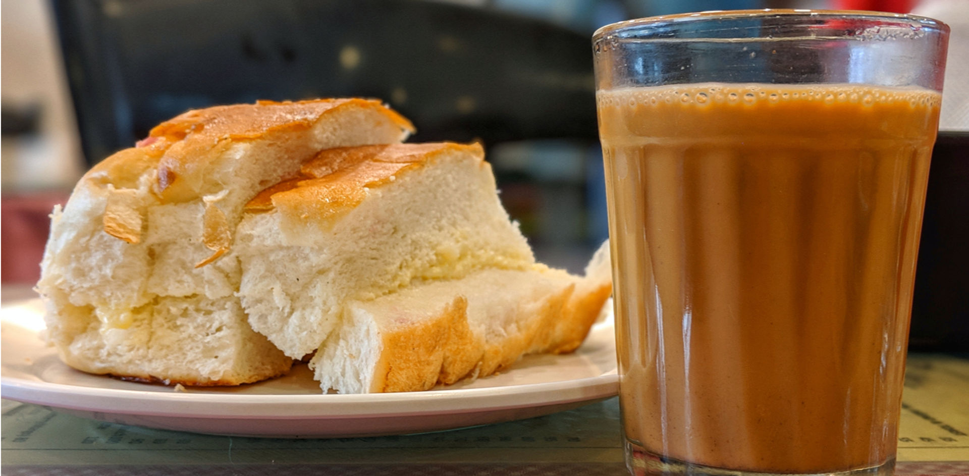 Breakfast In Pune: Kickstart Your Day At These Iconic Food Joints