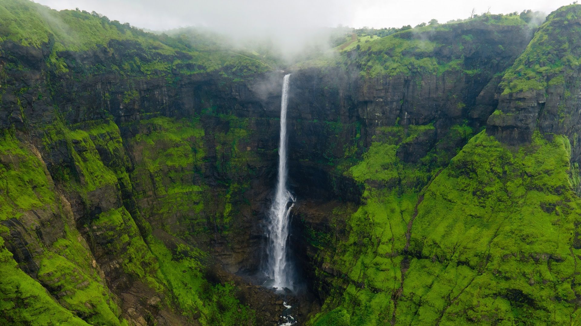 11 Scenic Hill Stations Near Mumbai For A Weekend Getaway 2024