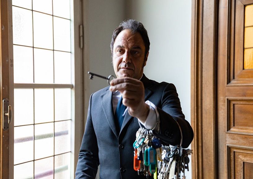 Explore The Vatican Museums Before Dawn With The Head Key Keeper