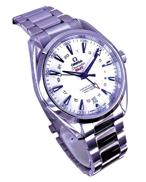 5 Sustainable Luxury Watches For The Eco-Conscious Traveller
