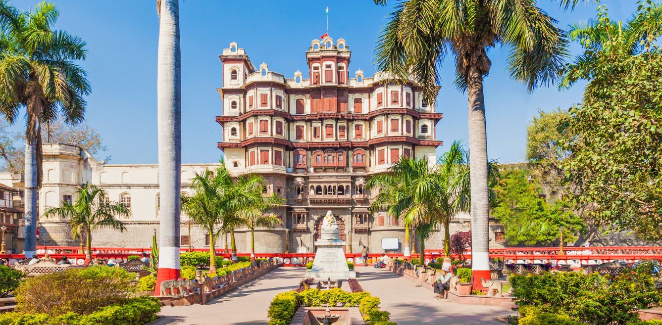 Bookmark These Top Places To Visit In Indore For Your Next Outing