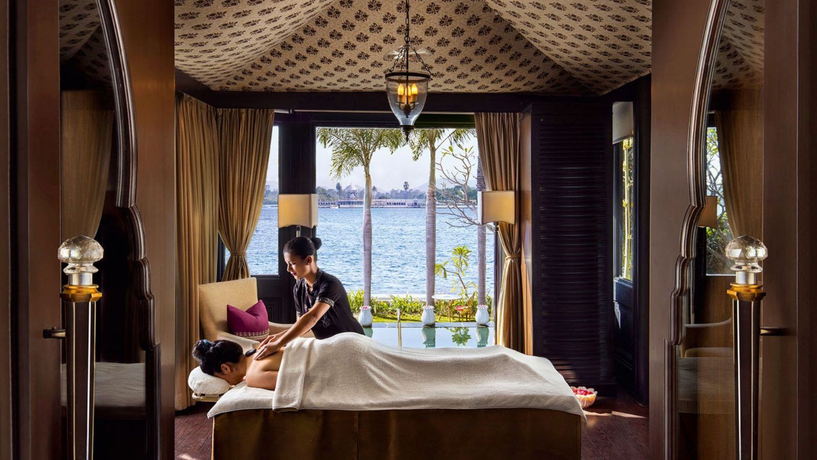 Why We Love India: 10 Unique Luxe Travel Experiences In India