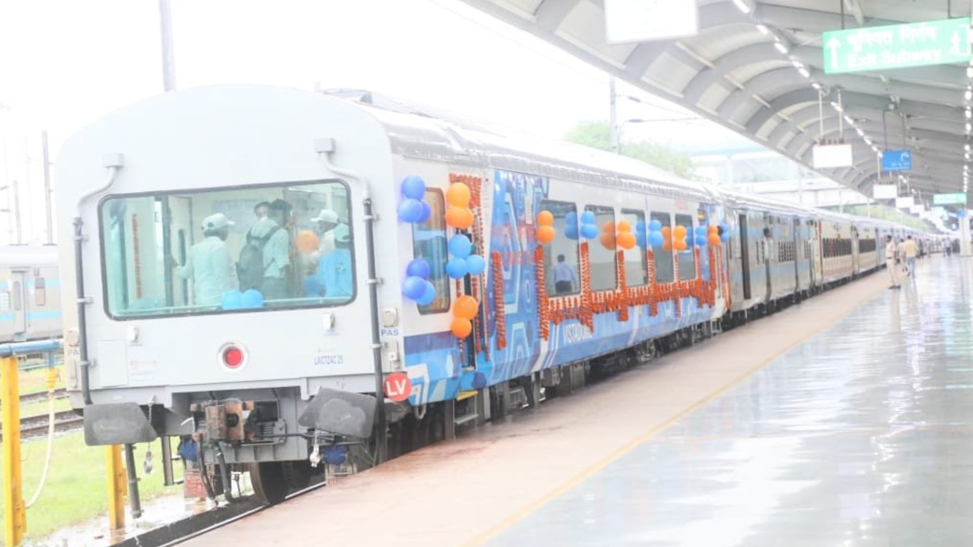 In Pictures: Vistadome Coach Trains In India