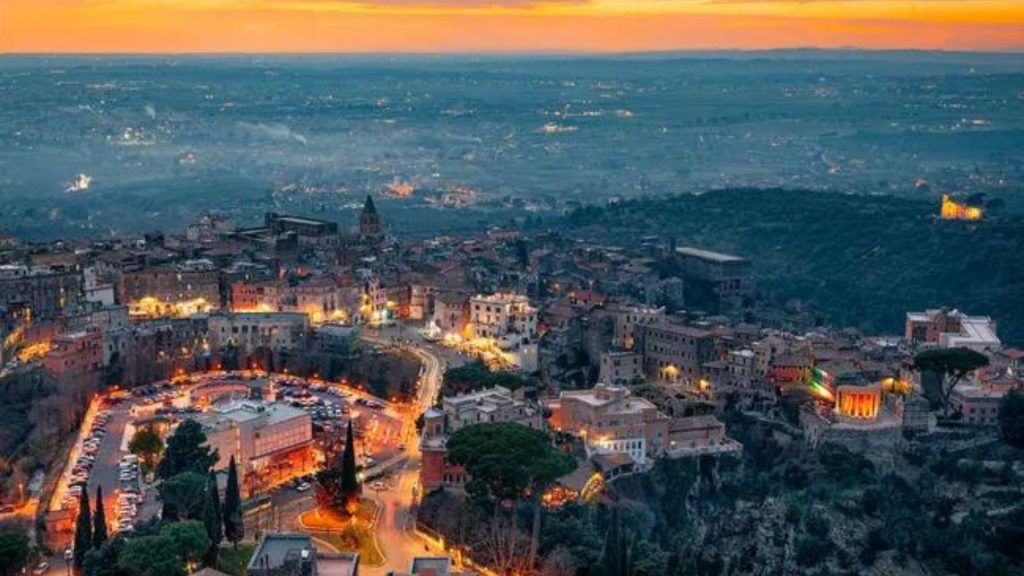 This Mountain Town In Italy Has Beautiful Views And Tasty Food