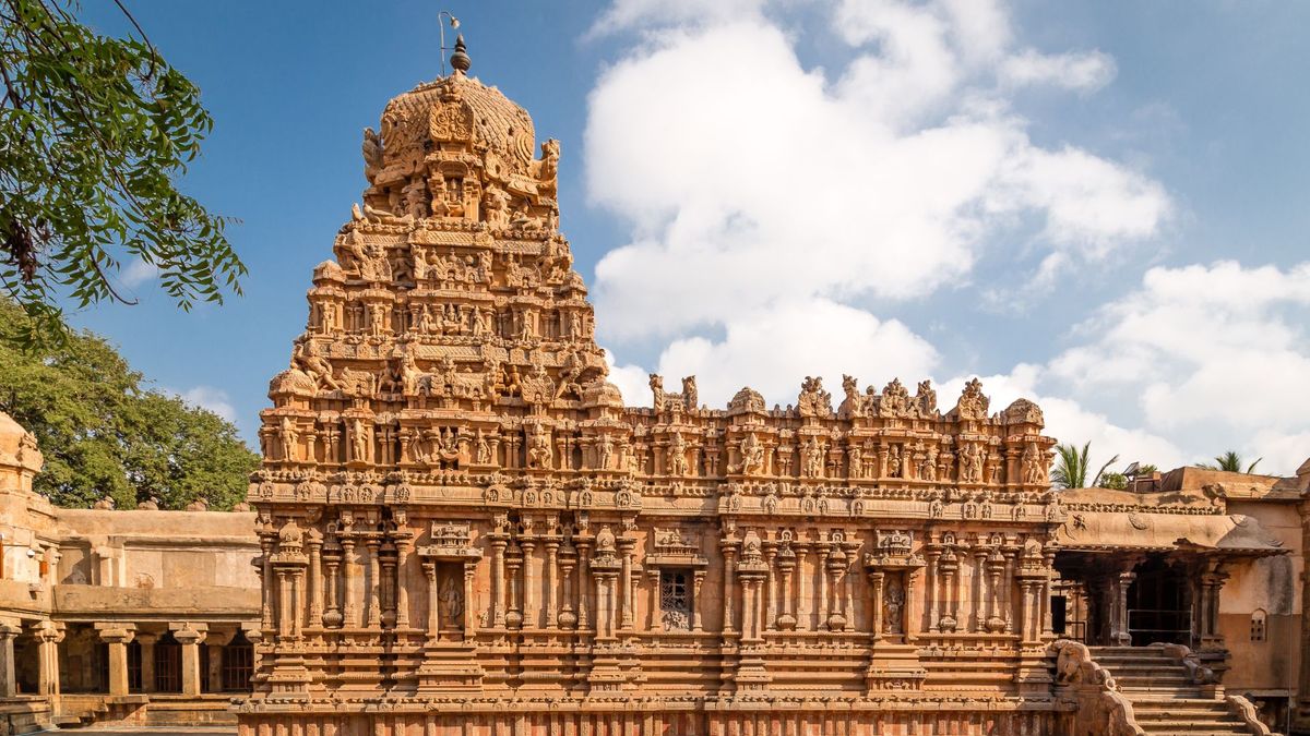 Raja Raja Cholan Palace