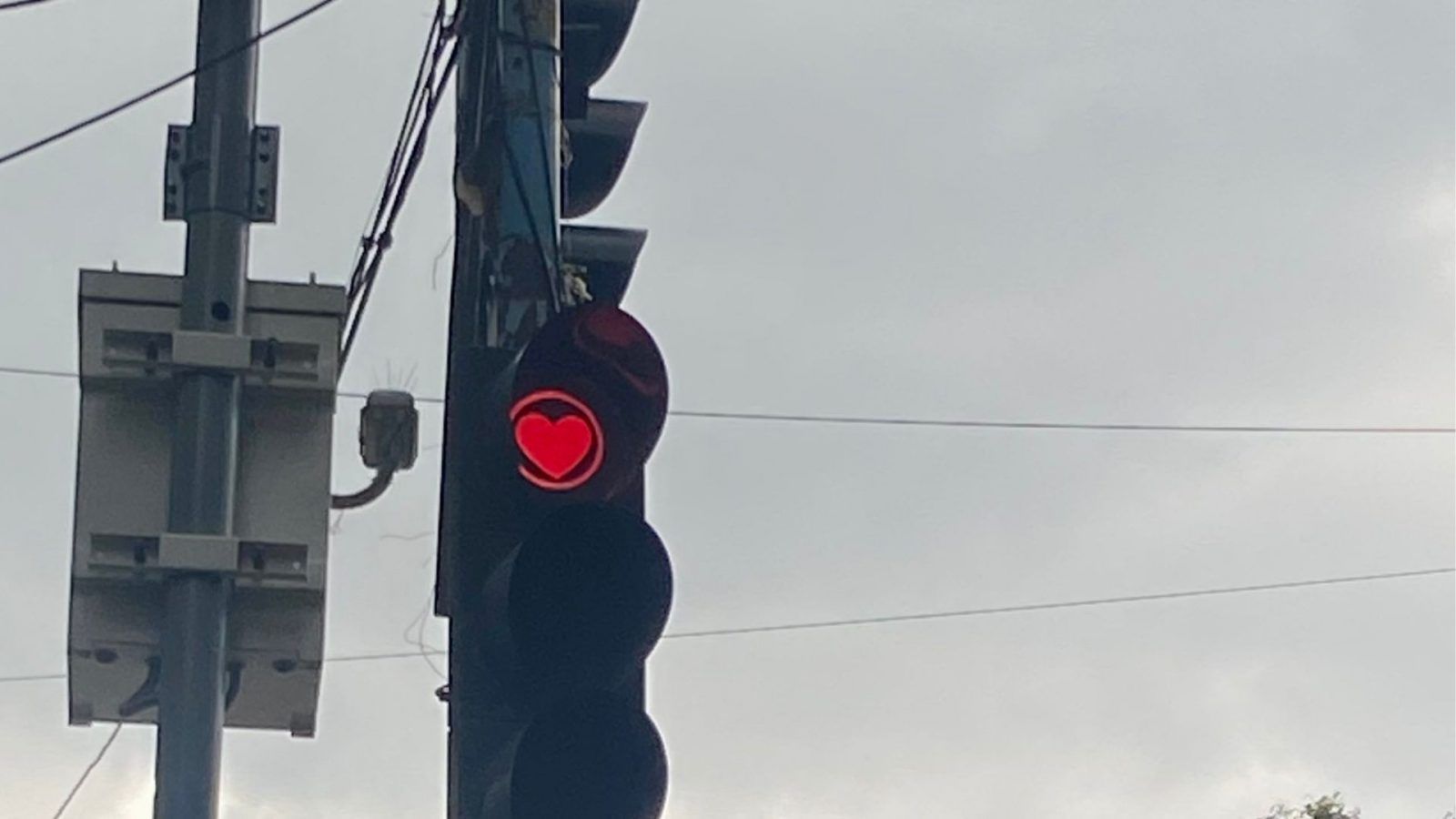 Bangalore Champions Heart Health With Heart-Shaped Traffic Lights
