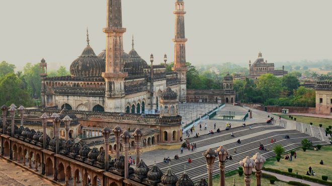 Here's Your Ultimate Guide To The Best Places For Shopping In Lucknow