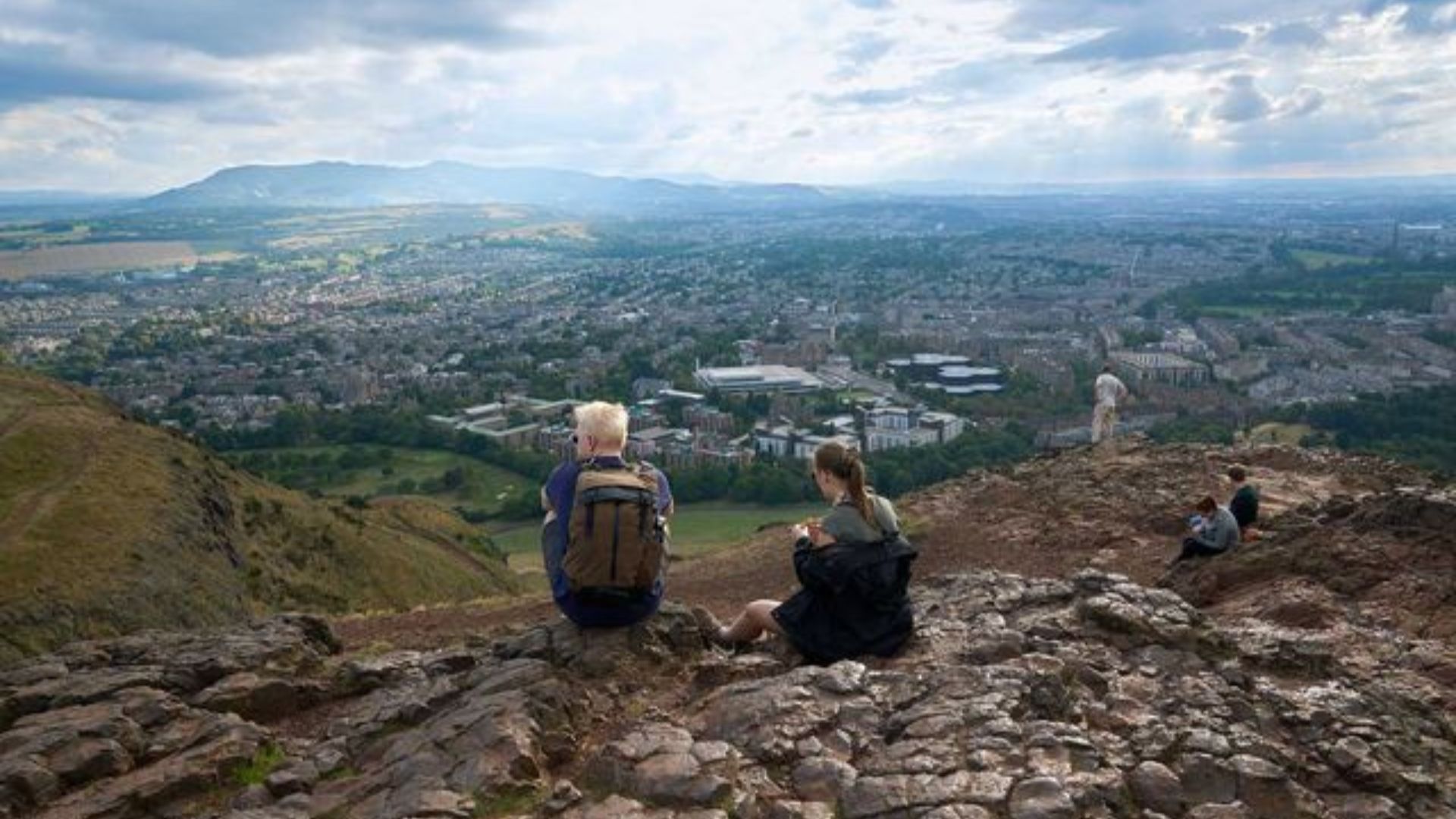 Edinburgh Is The Perfect Mix Of Old And New