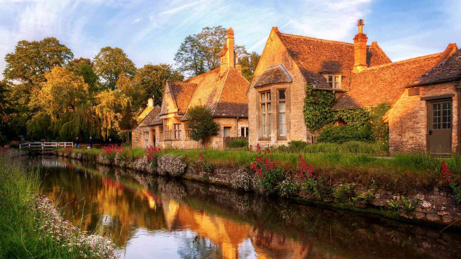 7 Destinations In The UK Where Locals Love to Travel