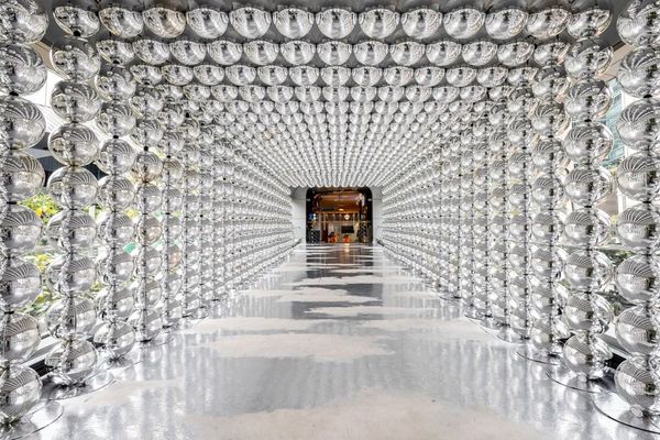 Here's Your Ultimate Guide For Shopping In Srinagar