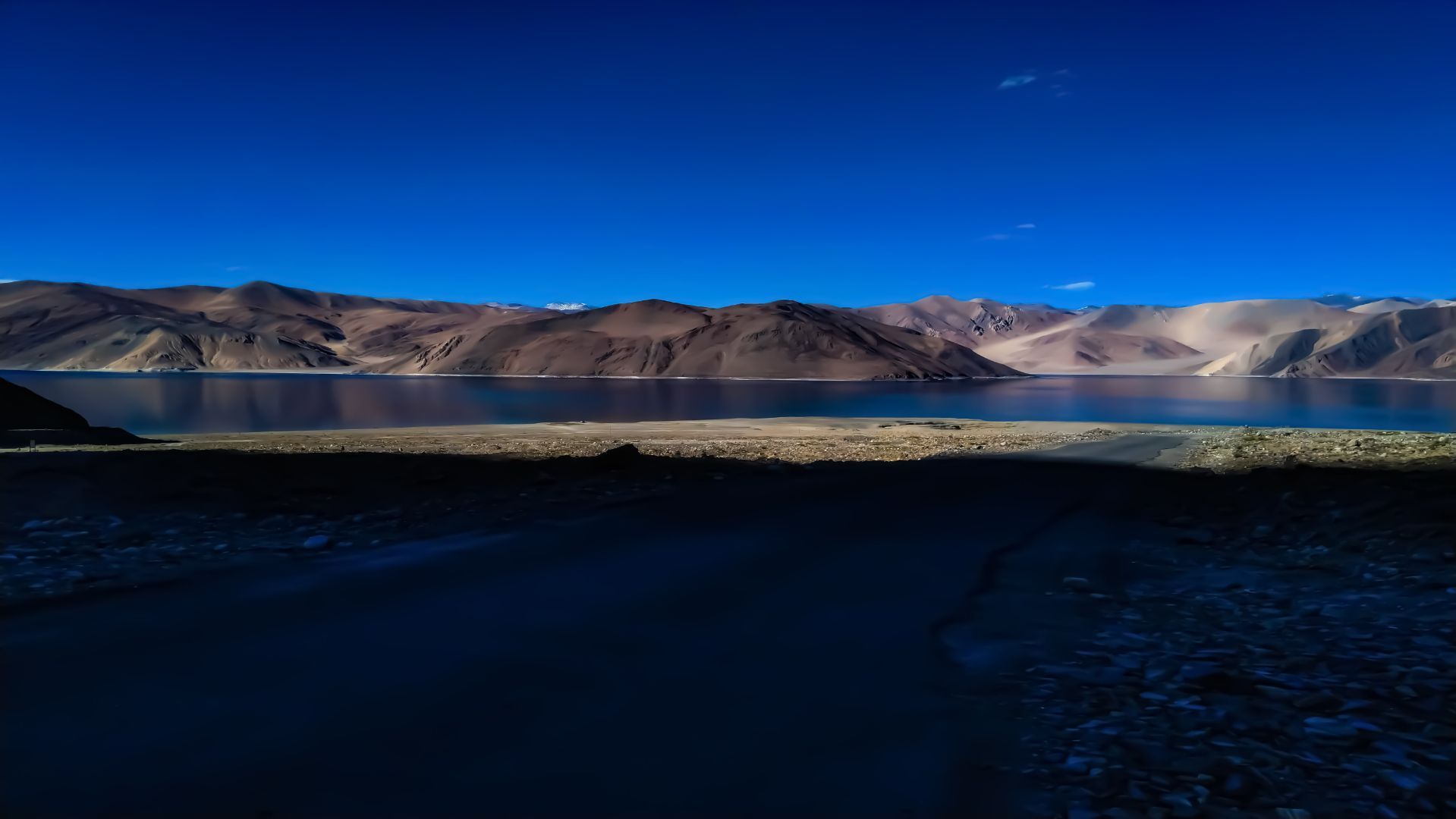 All You Need To Know About The First Pangong Frozen Lake Marathon
