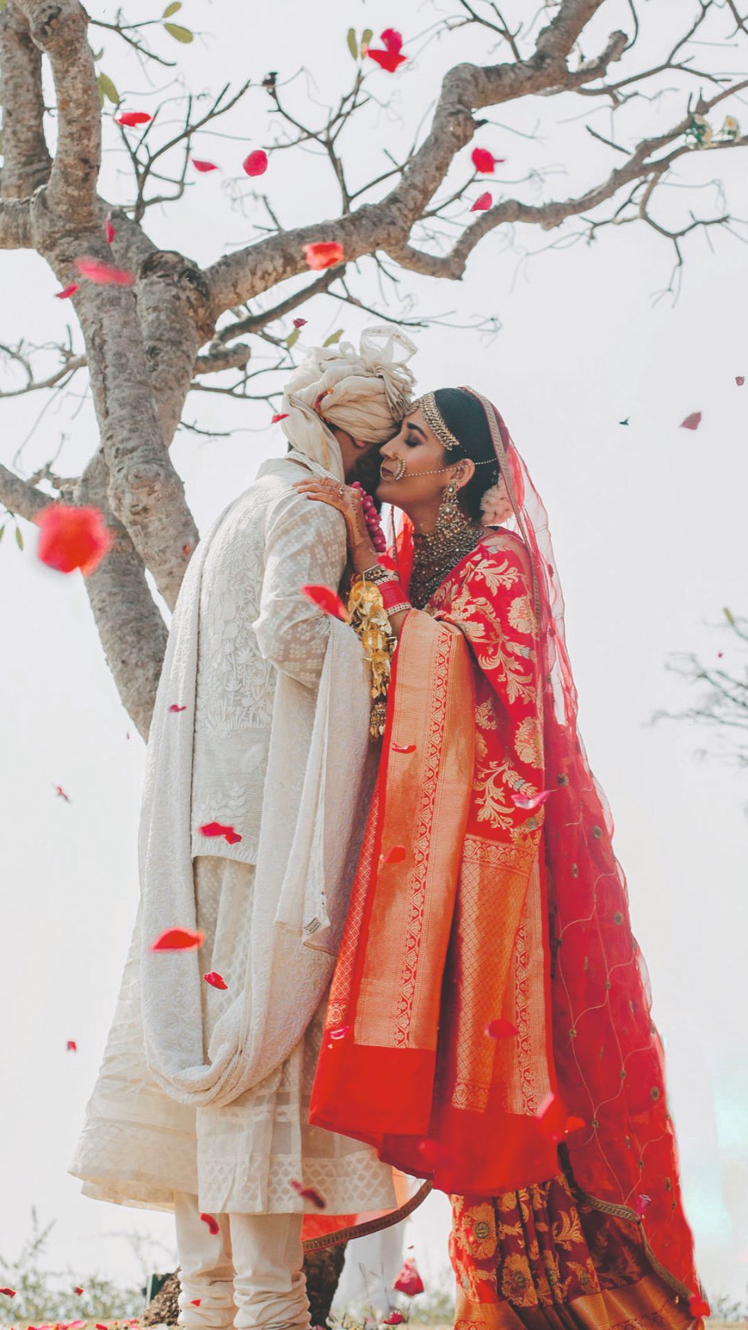 Photographer Siddharth Sharma Zooms In On Candid Wedding Pictures