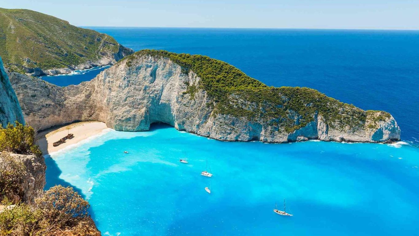 20 Best Beaches In Greece