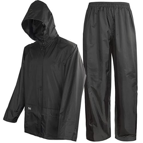 Planning A Winter Trek? Here's A List Of All The Essentials To Carry!