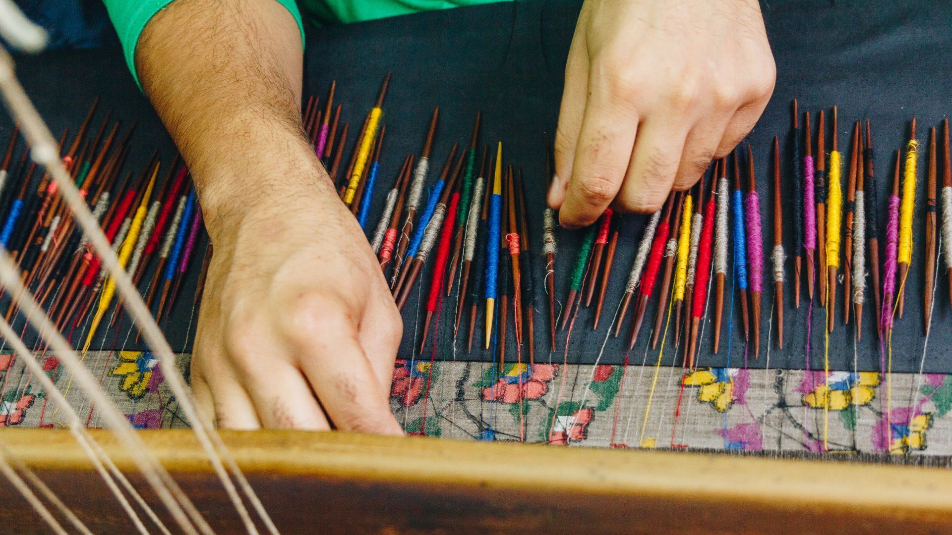 The Ultimate Guide To Shopping In Kashmir: What To Buy And Where