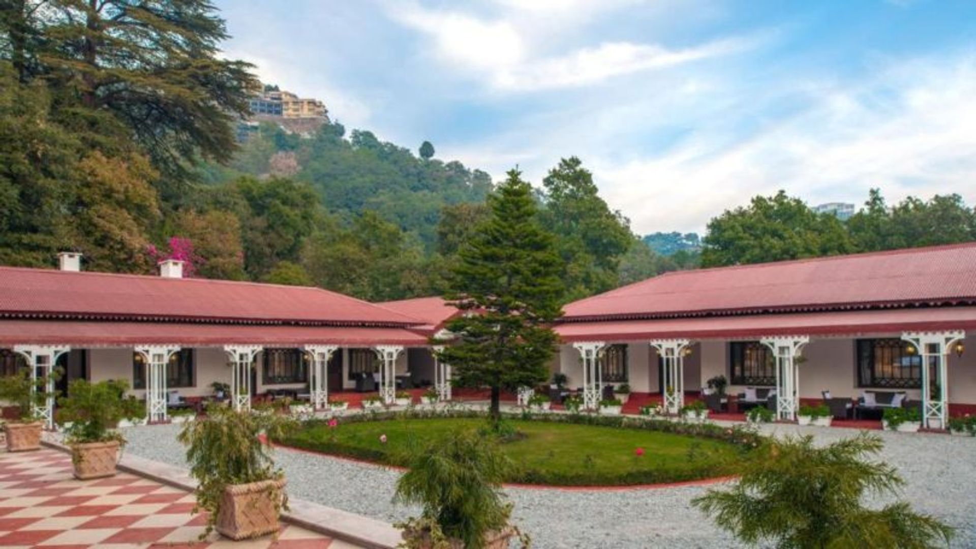 Escape To These 12 Best Hotels in Mussoorie On Your Next Visit