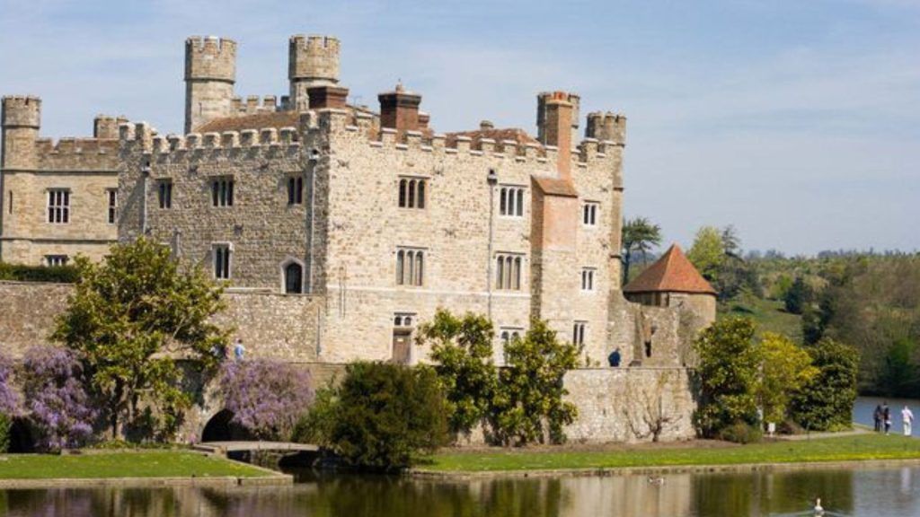 Some Of The Most Beautiful Castles In England