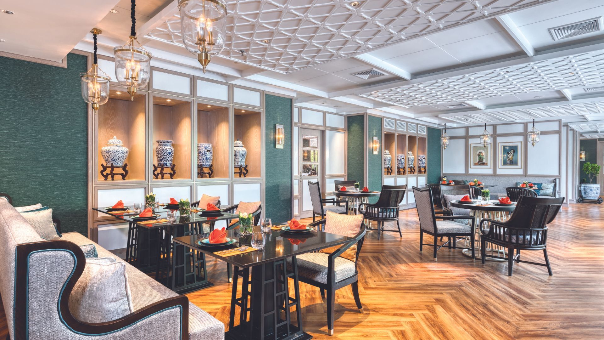 The Athenee Hotel, Bangkok Is Your Answer To A Royal Vacation