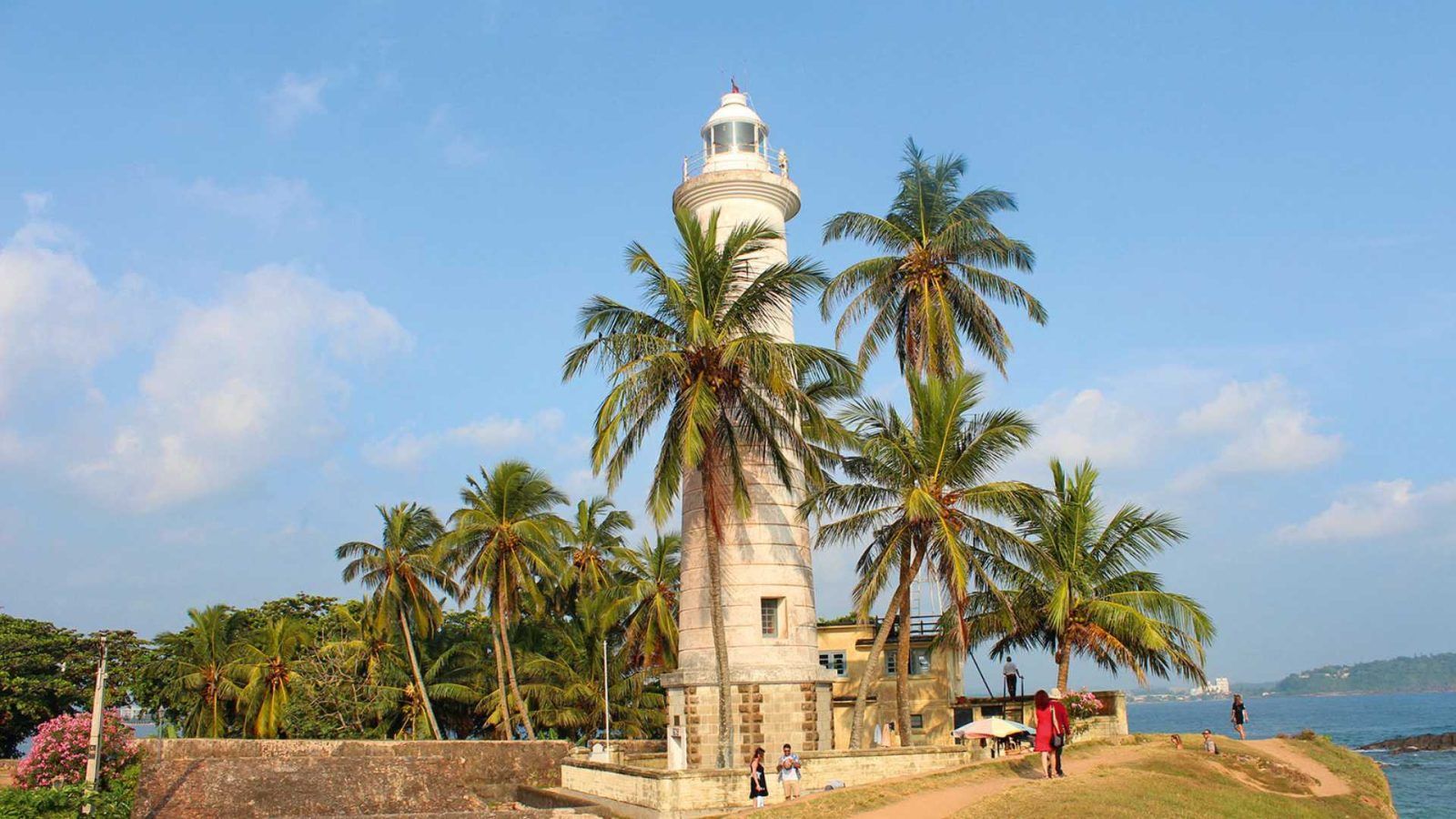 How Photographer Sanjeev Kumar & Model Rikee Chatterjee 'Clicked'