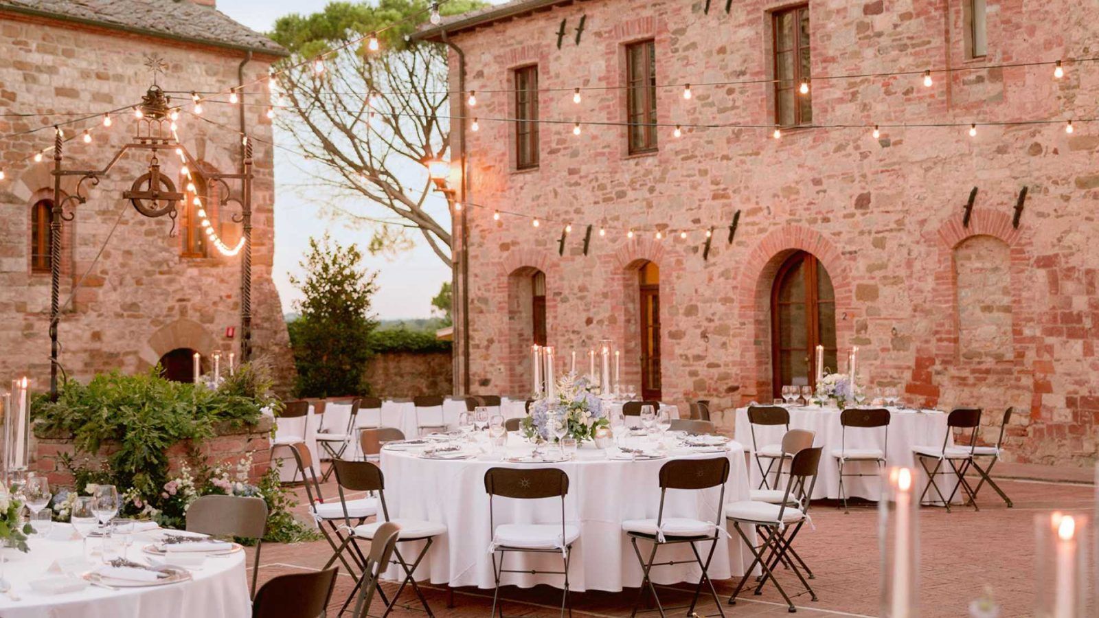 Bookmark This: 20 Hot And Trending Wedding Venues Around The World