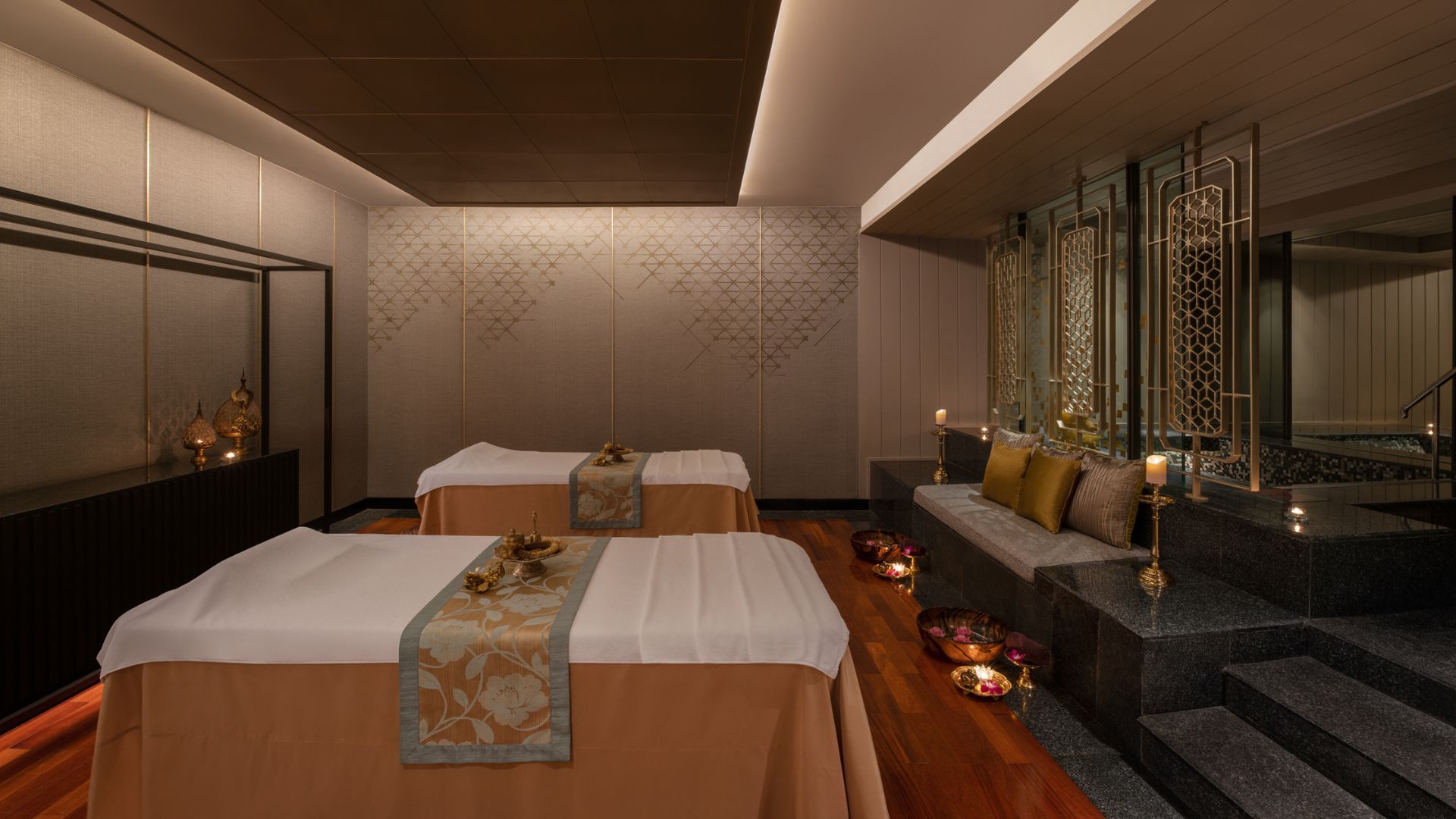 The Athenee Hotel, Bangkok Is Your Answer To A Royal Vacation