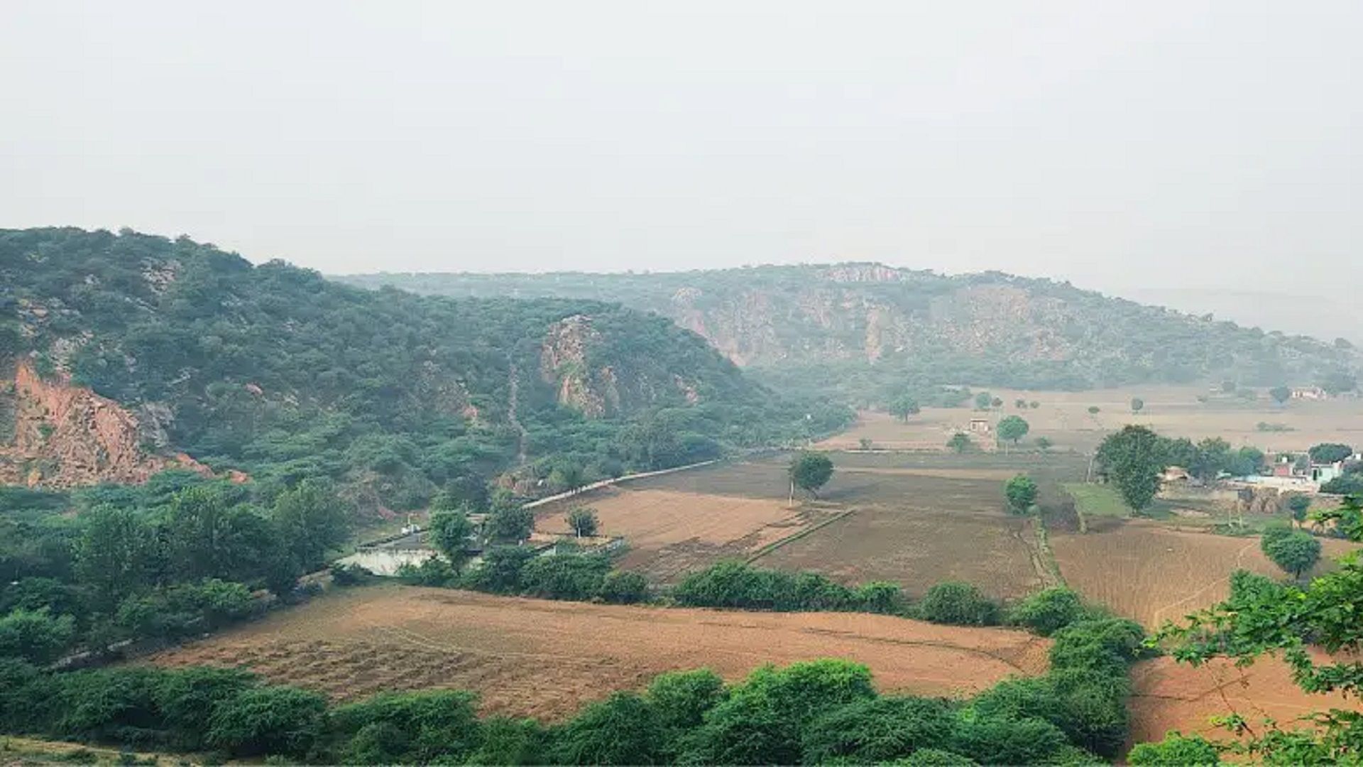 Your Guide To The Leopard Trail Hike In Gurugram