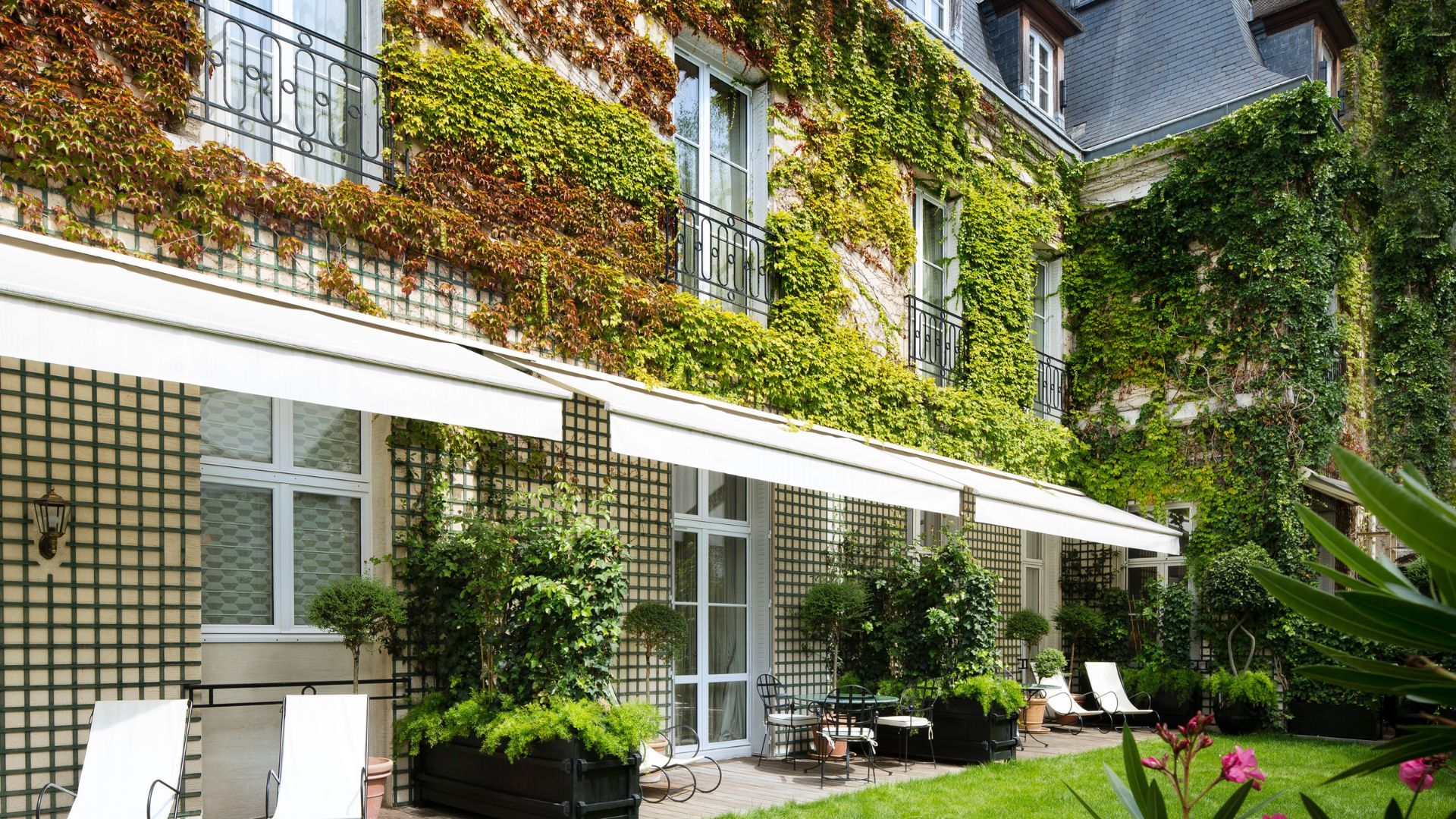 Relais Christine, A Stay Packed With History In The Heart Of Paris