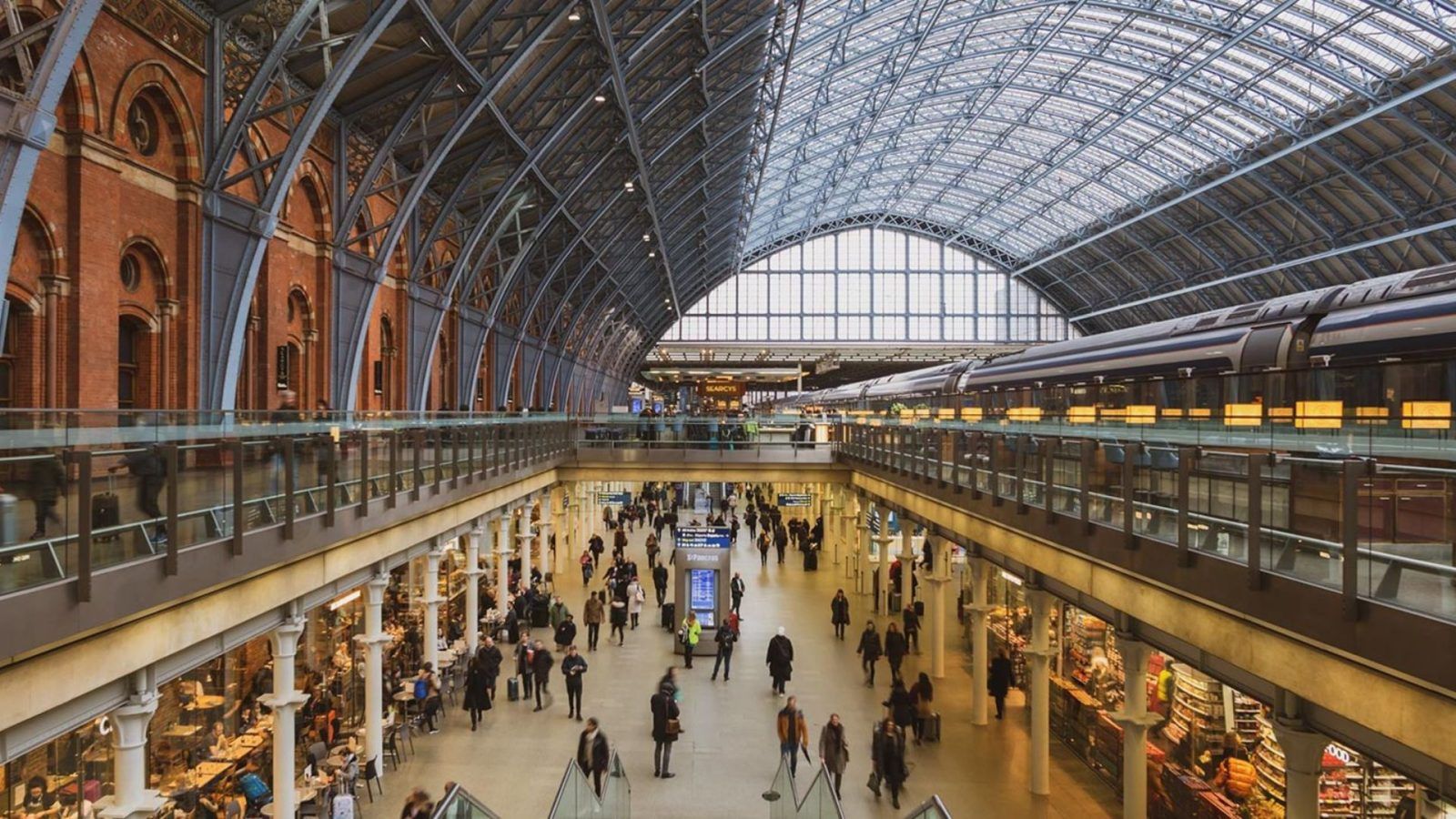 'You' Season 4 Filming Locations To Add To Your London Itinerary