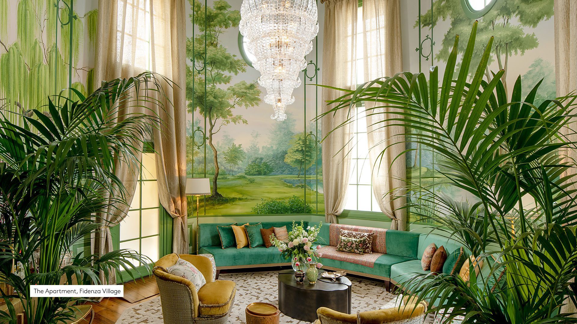 Handsfree Shopping At The Bicester Collection Is A Shopper's Dream