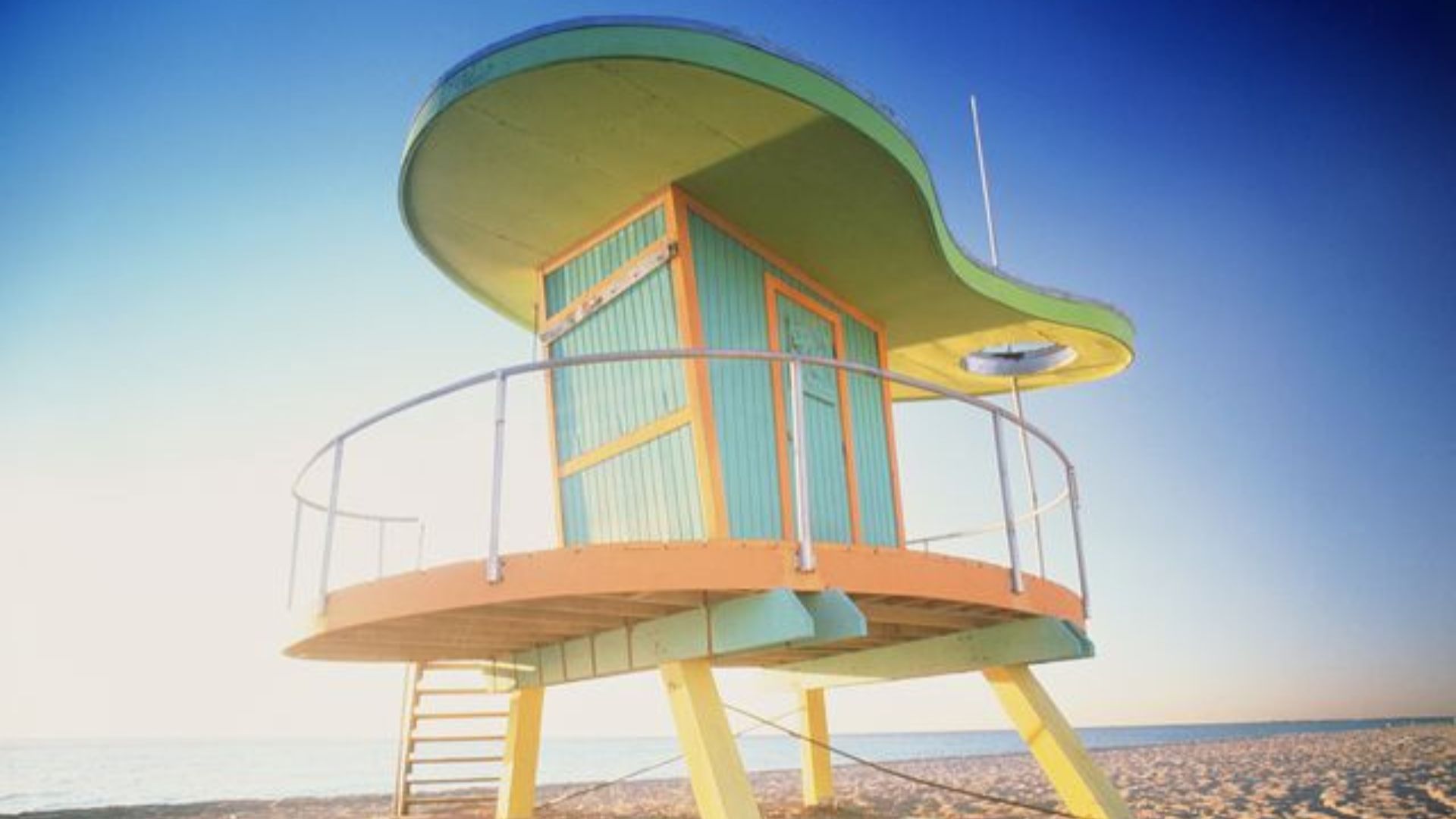 13 Beaches In Miami With Turquoise Waters And Stunning White Sand