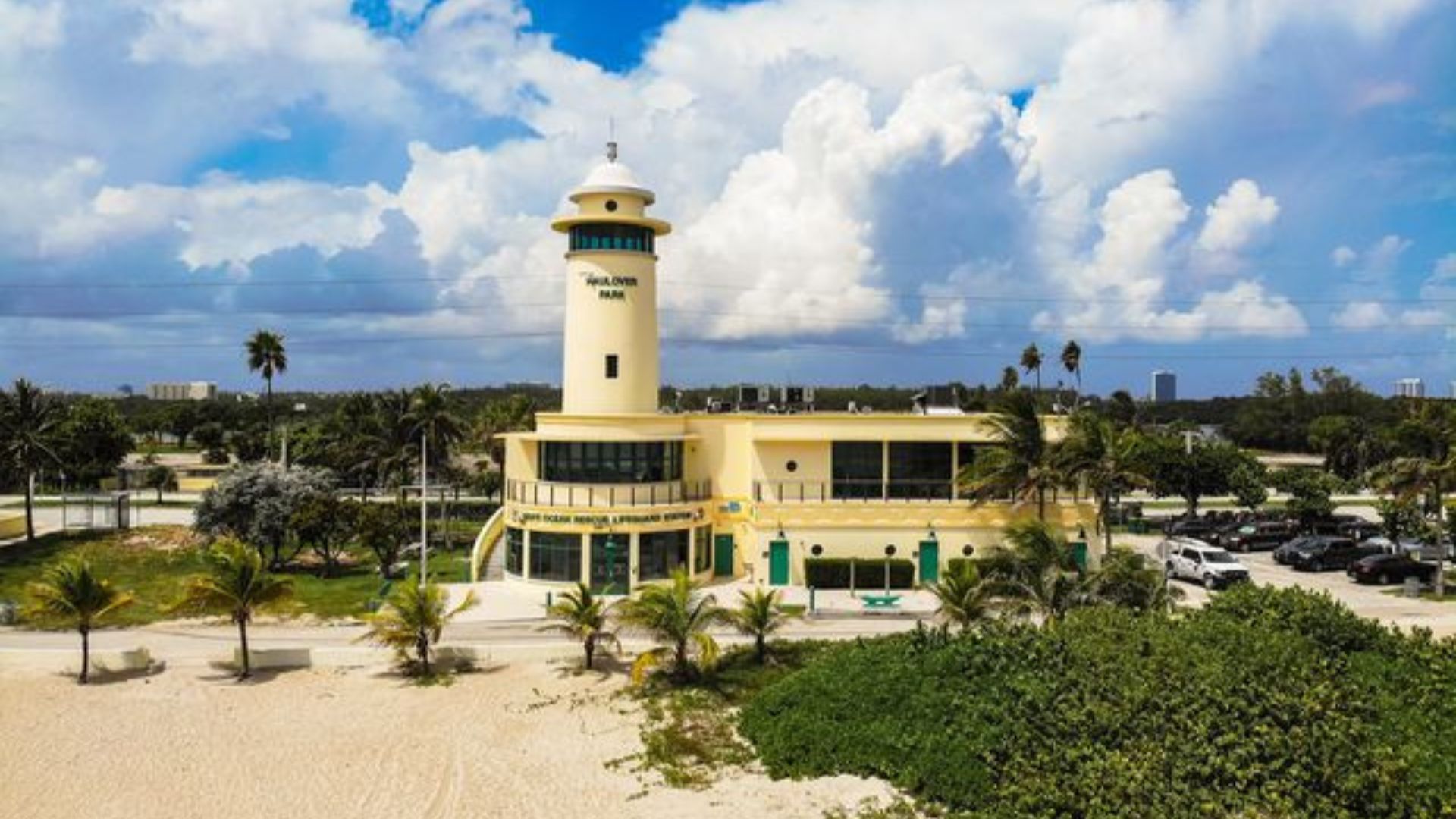 13 Beaches In Miami With Turquoise Waters And Stunning White Sand
