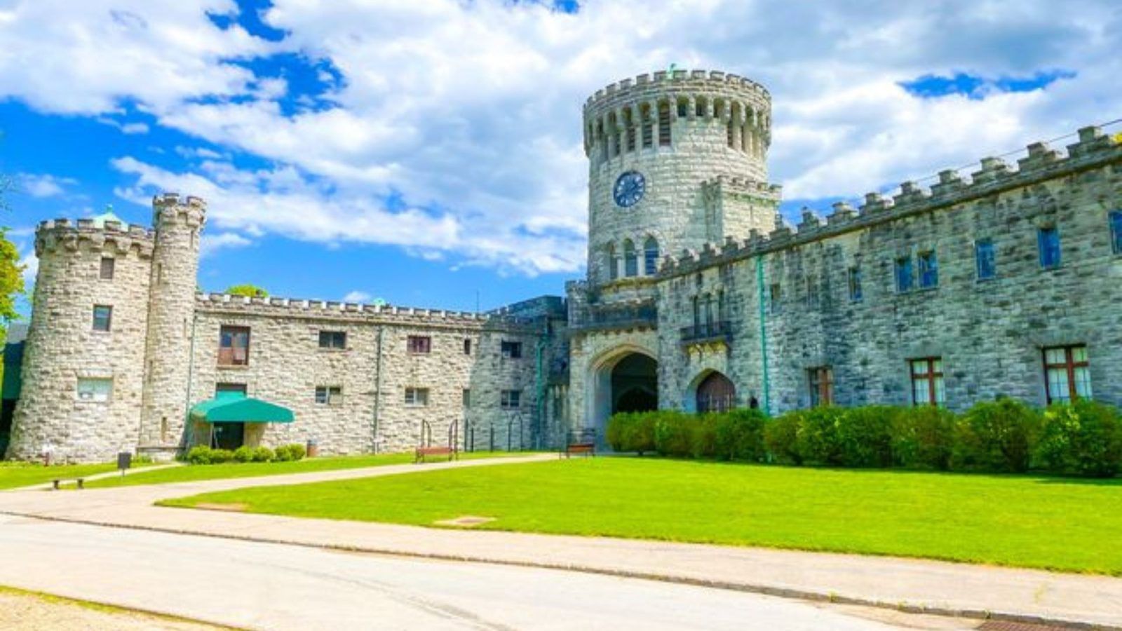Best Castles In New York, From Manhattan To The Finger Lakes