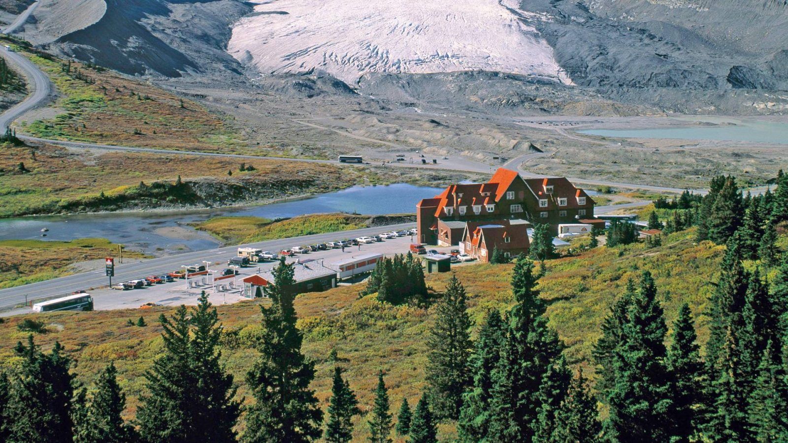 10 Experiences To Elevate Your Vacation This Holiday Season