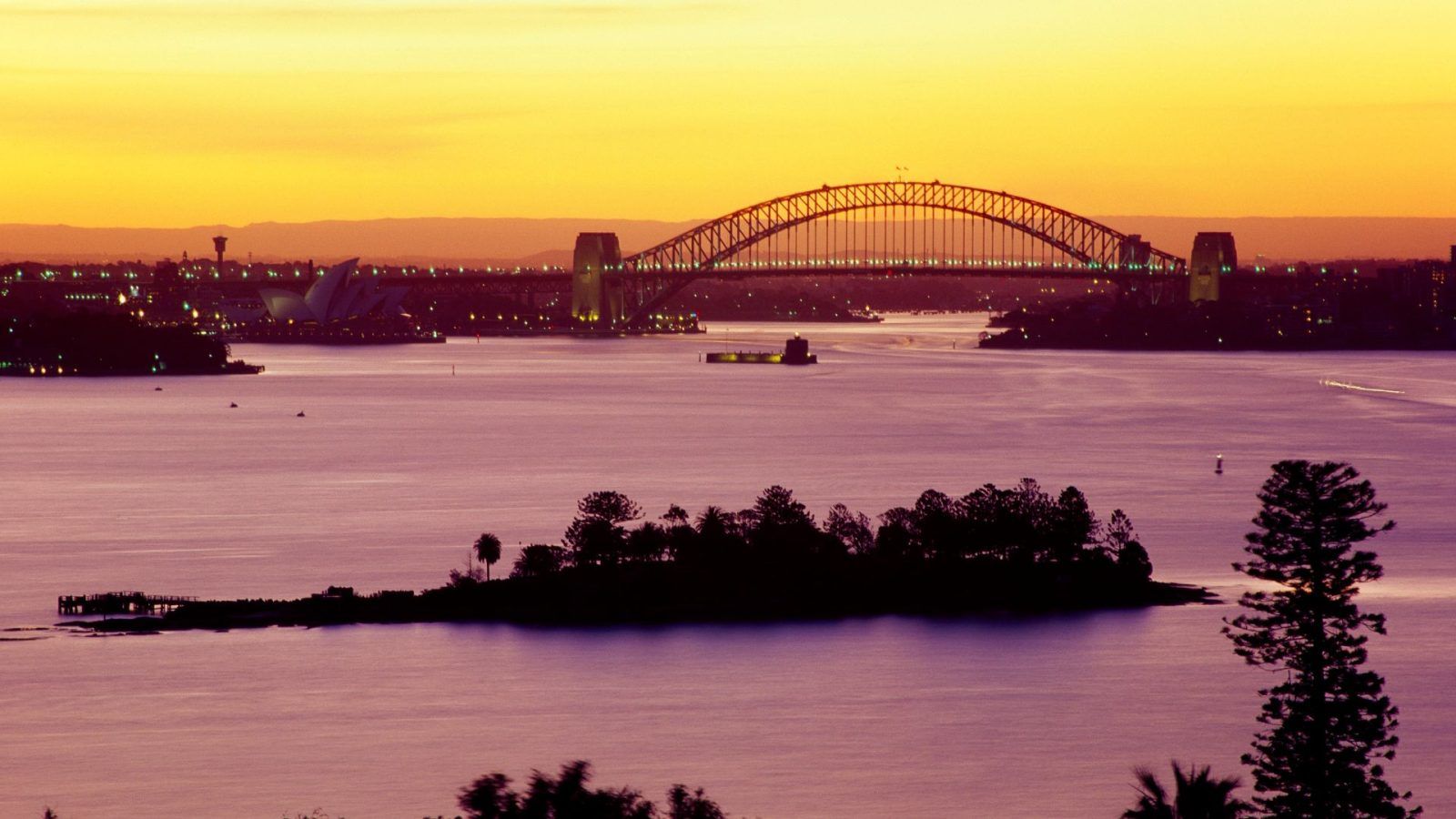 Bookmark This: Australia's Top Unmissable Destinations & Experiences