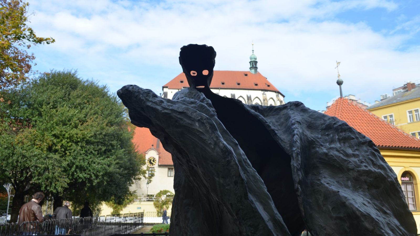 Passages Of Prague: Your Pocketbook Guide For Easy Travels